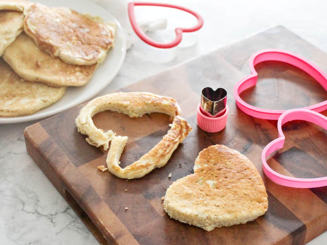 Valentine's Day Heart-Shaped Pancakes for Kids Breakfast – AHWZ