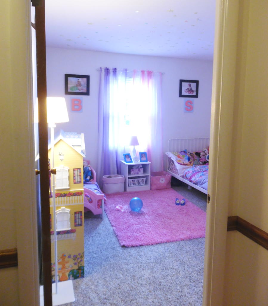 Shared Space - Girls Bedroom Tour – At Home With Zan