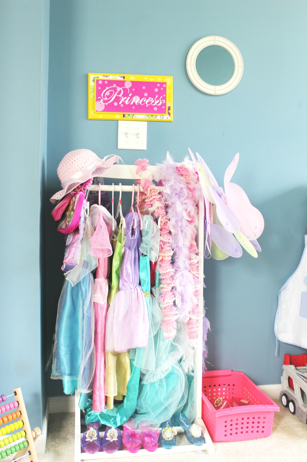 Organized Kids Playroom and Multi-Functional Room – AHWZ