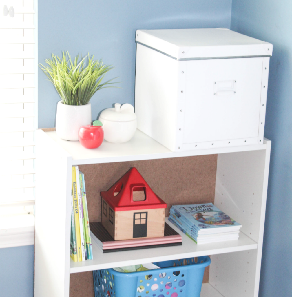 How to Restore a Broken Bookshelf – AHWZ