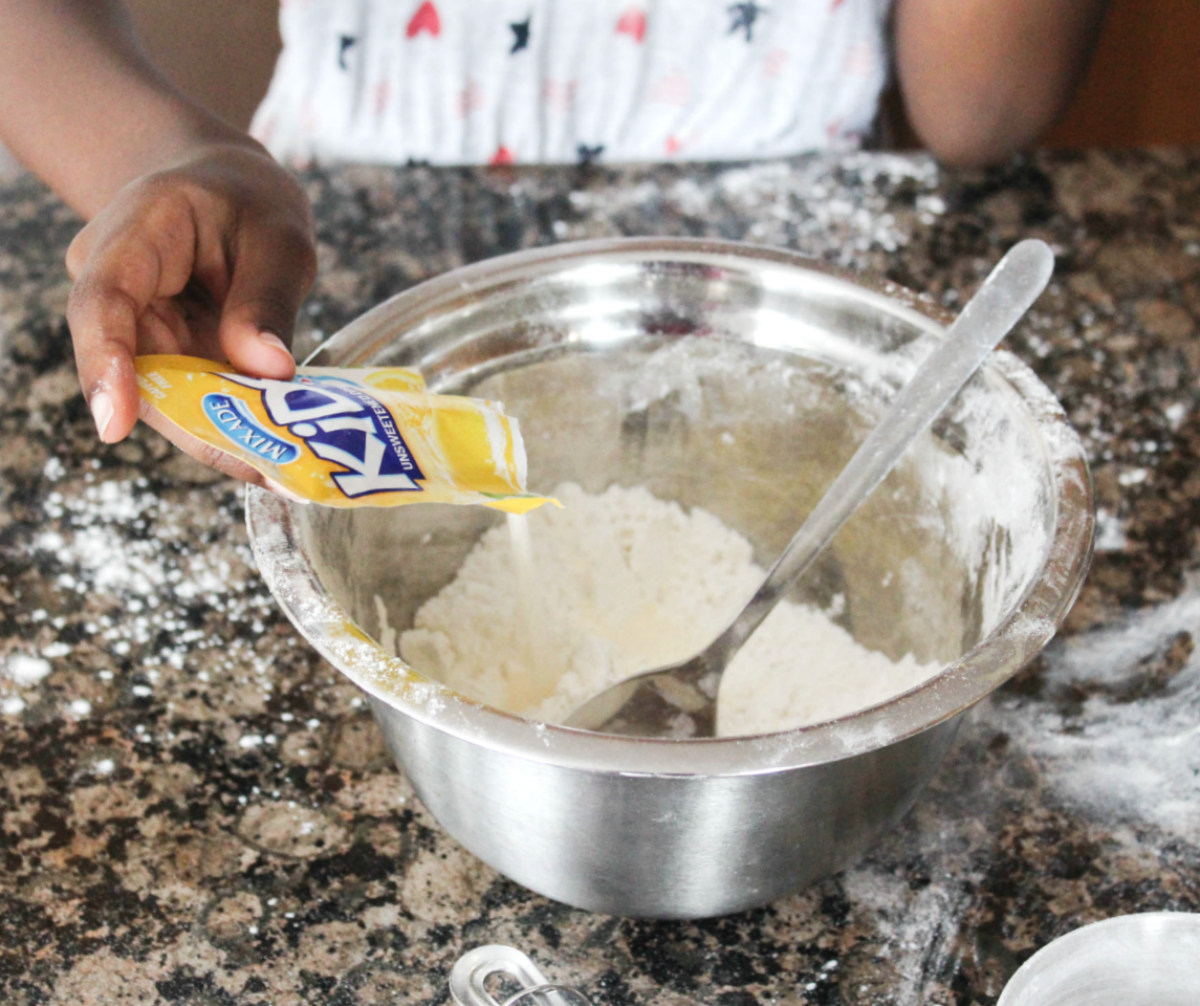 How to Make Play-Doh With Kids - A Step-By-Step Tutorial – AHWZ