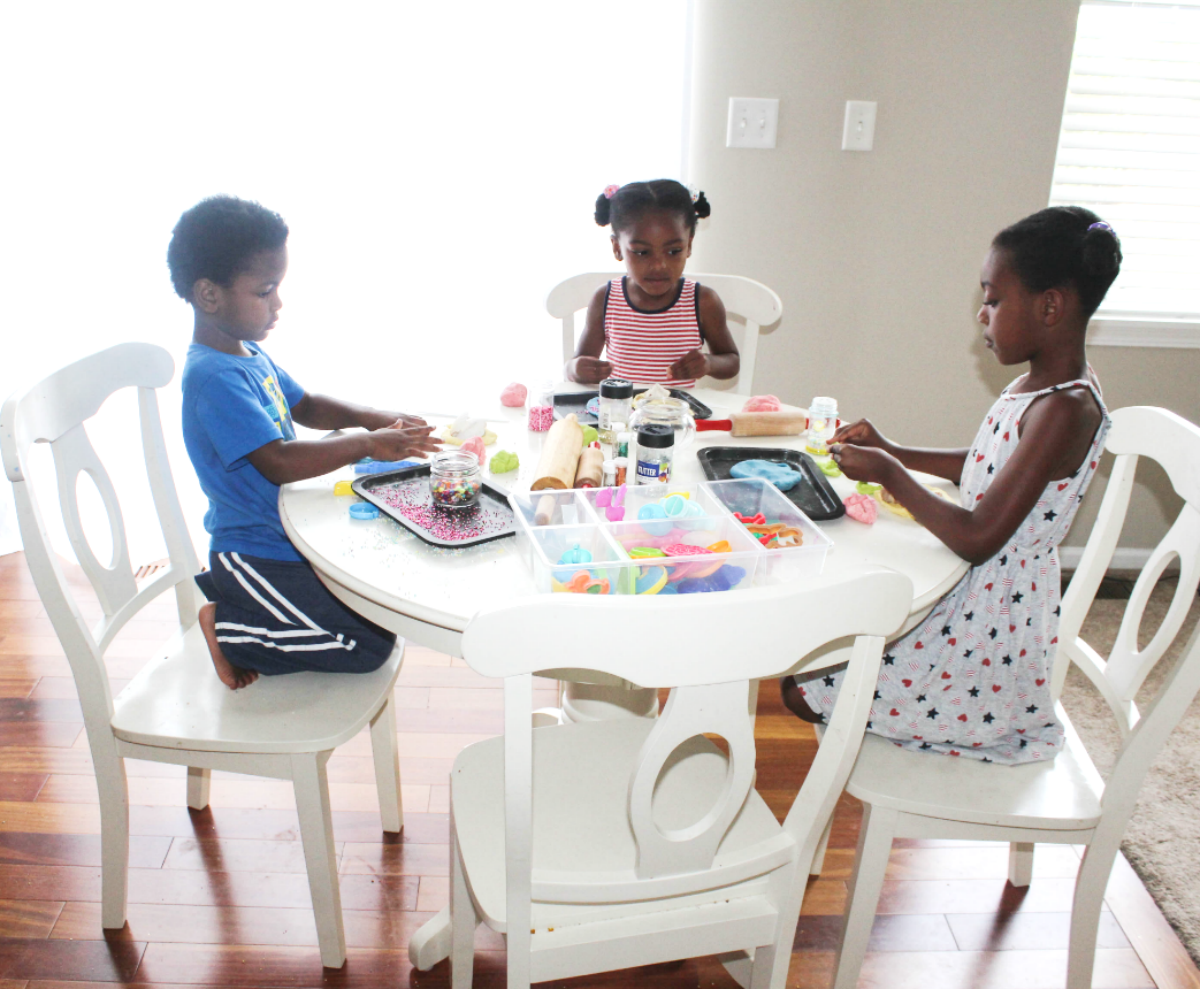 How to Make Play-Doh With Kids - A Step-By-Step Tutorial – AHWZ