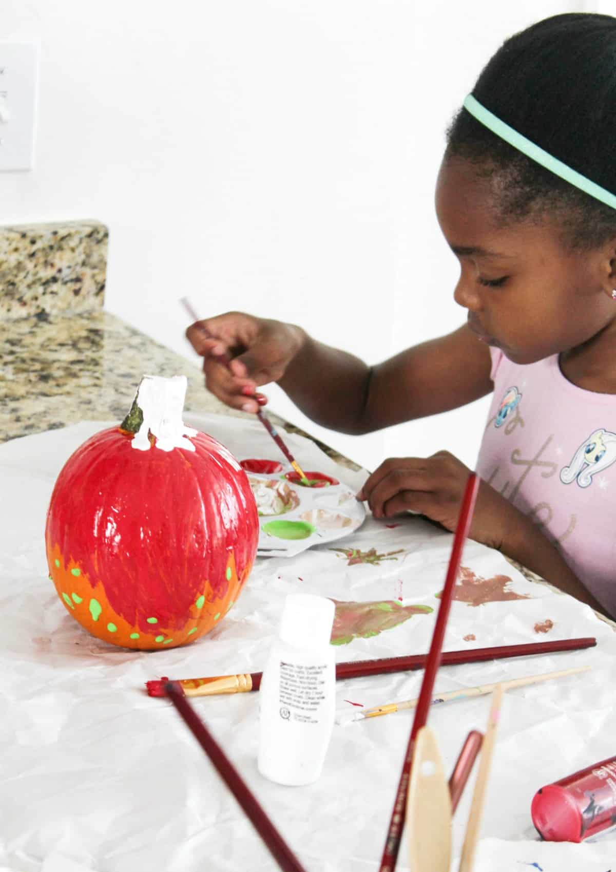 Kid Painted Pumpkins – AHWZ