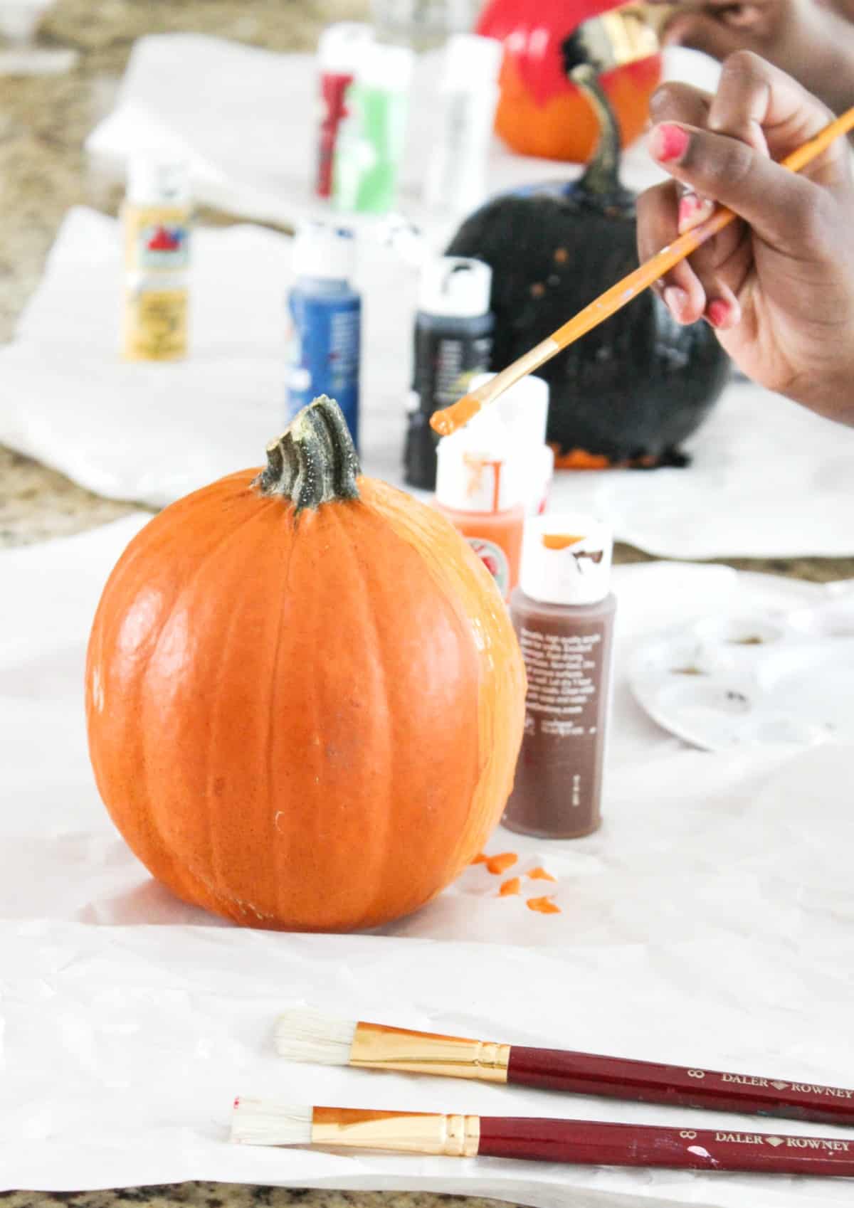 Kid Painted Pumpkins – AHWZ