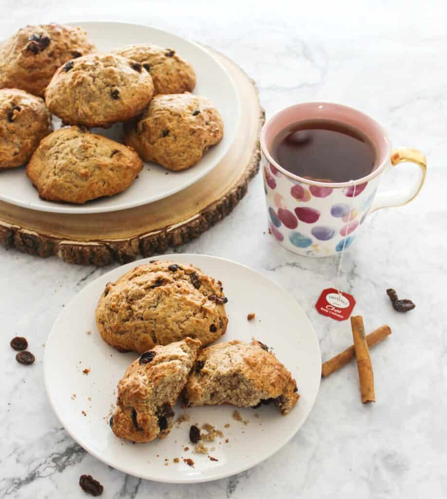 Cinnamon Raisin Buns – AHWZ