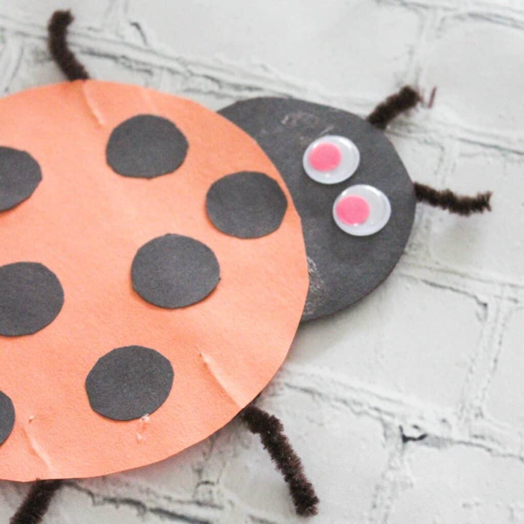 Paper Ladybugs - Crafts for Kids – AHWZ