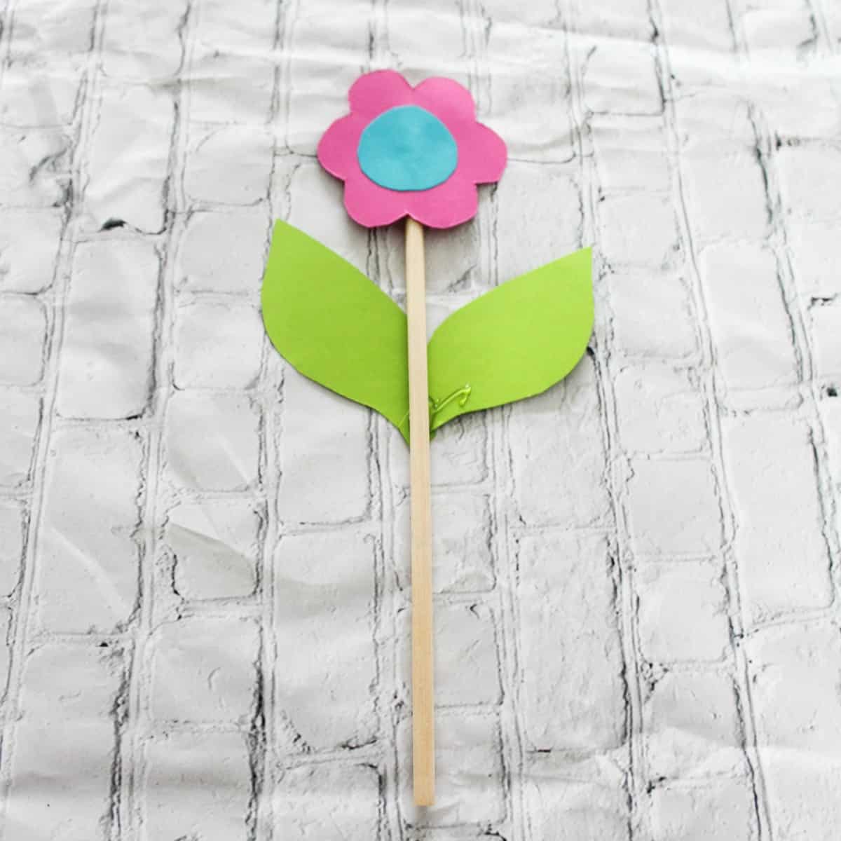 Paper Spring Flowers - Crafts for Kids - Flower Crafts - Spring Craft ...