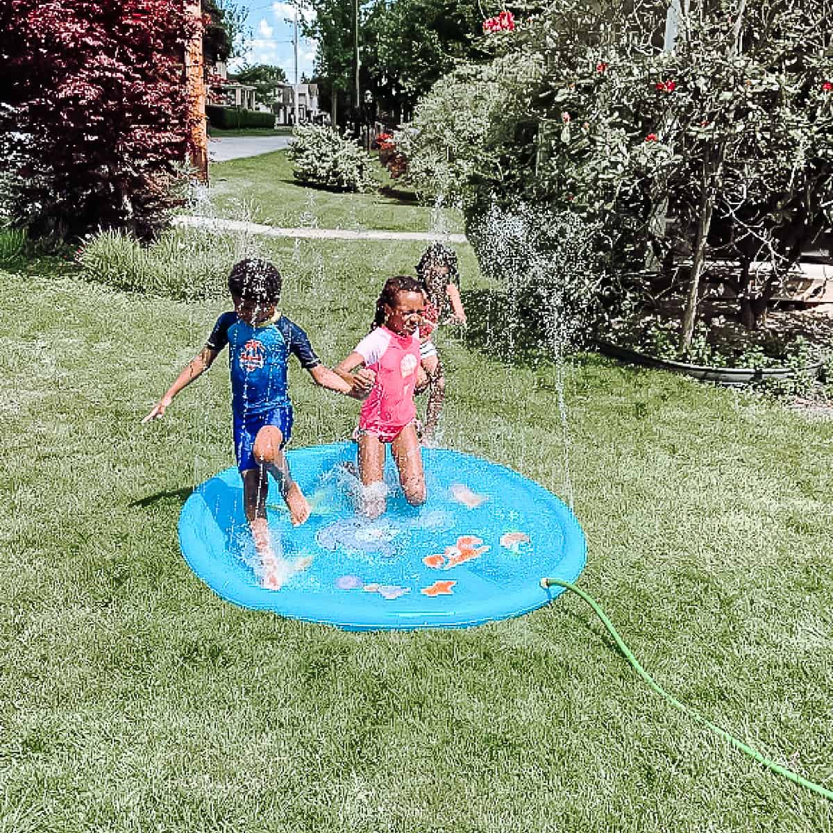 Water Sprinkler -Splash Mat For Kids - Water Play Ideas for Kids ...