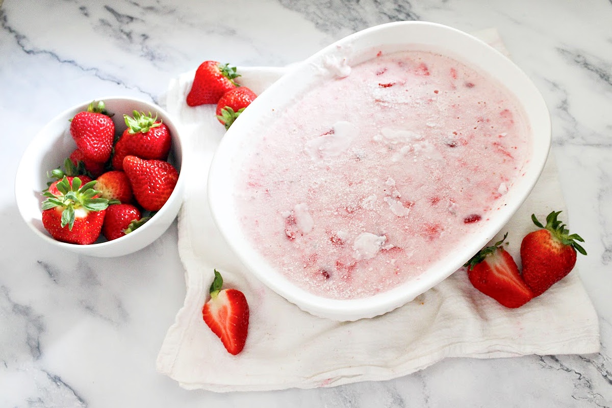 Homemade Strawberry Ice-Cream Recipe – AHWZ