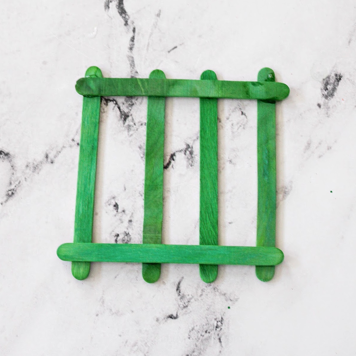Popsicle Stick Photo Frames – AHWZ