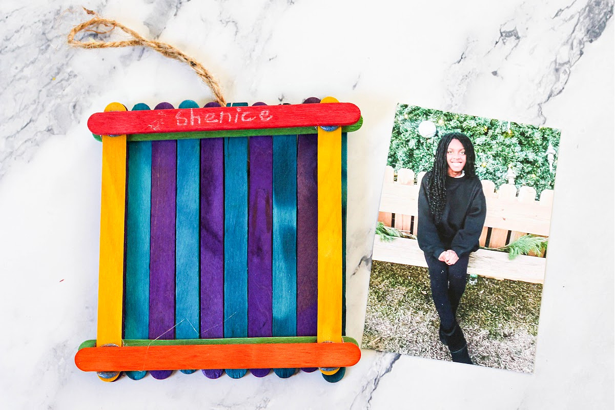 Popsicle Stick Photo Frames – AHWZ
